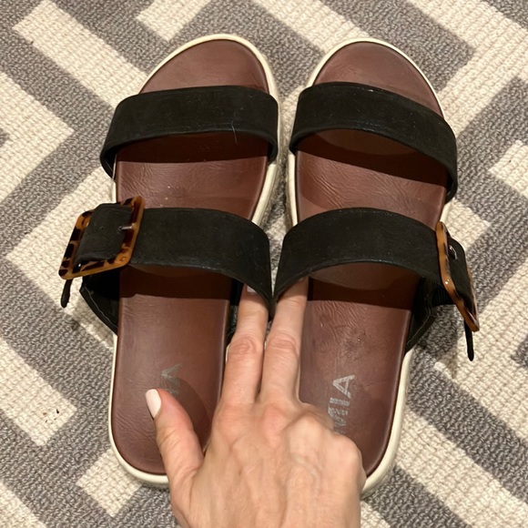 MIA | Shoes | Mia Platform Slides Size 9 | Poshmark